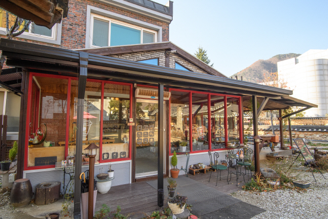 [WE+] 대청에 누워 온몸으로 느끼는 고요한 아늑함